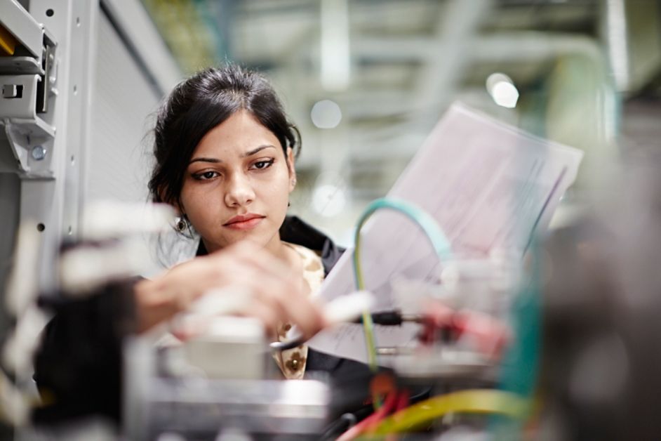 Four ways to reduce outgassing in vacuum systems